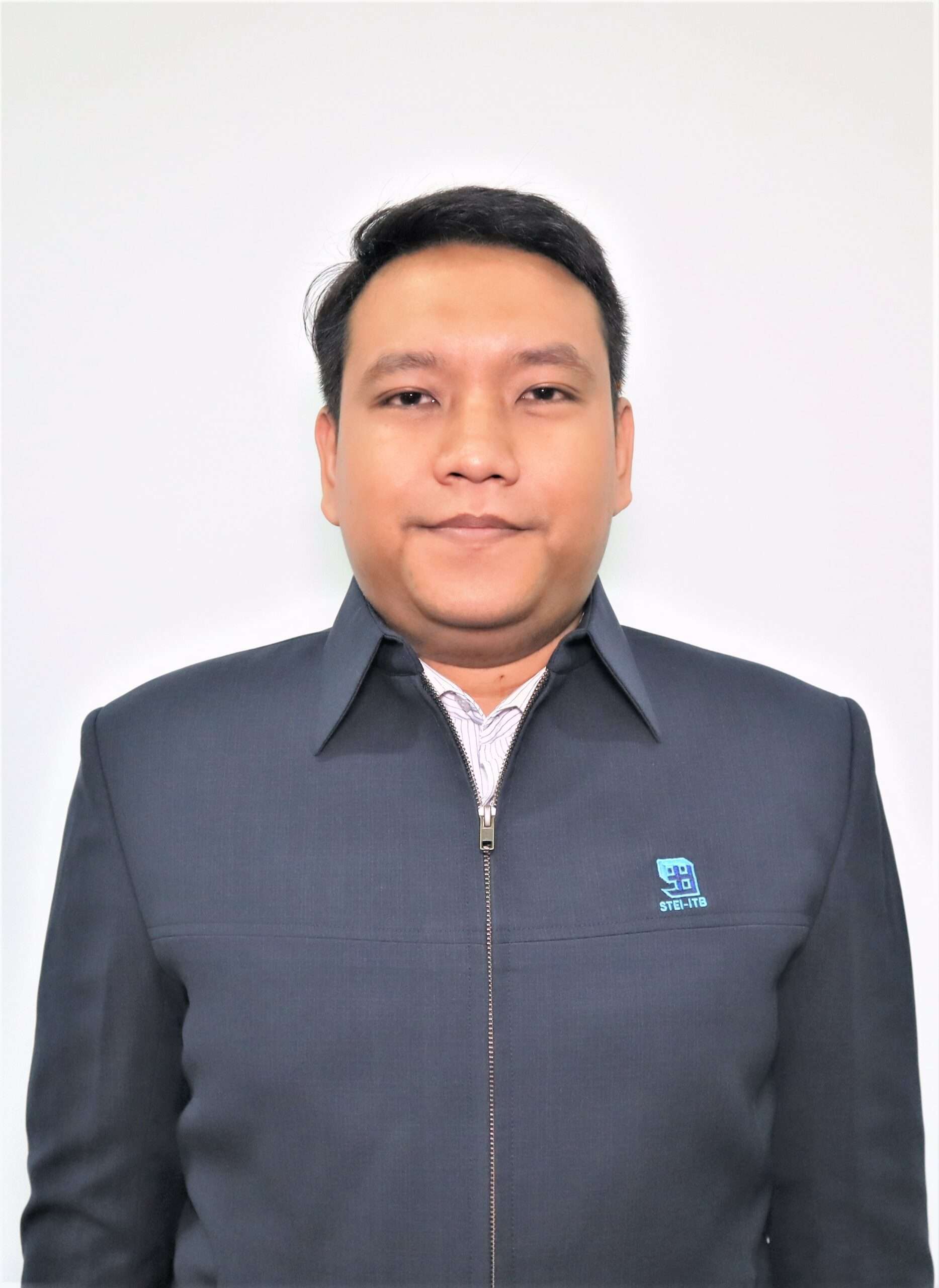 Ahmad Izzuddin – STEI